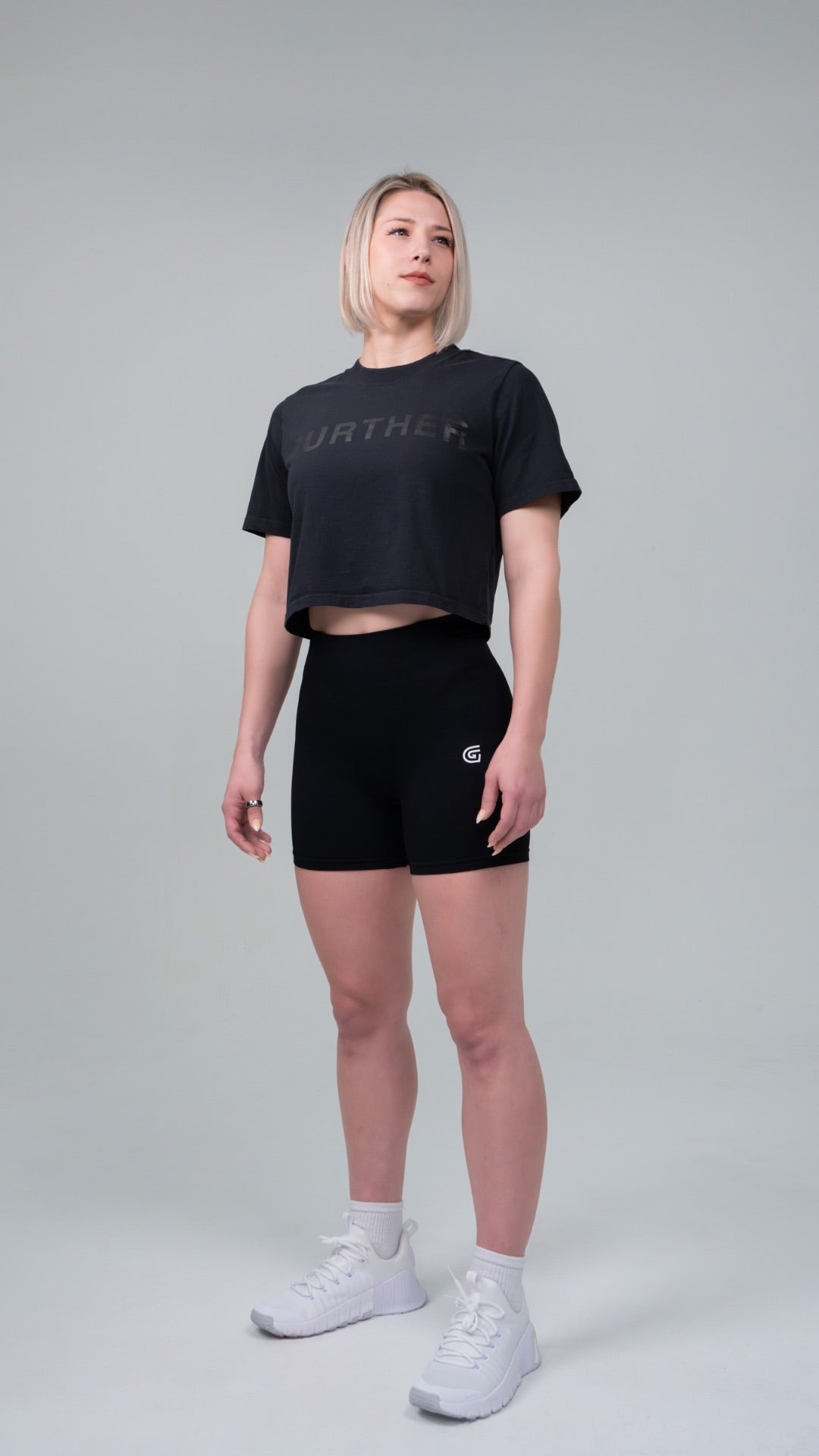 Women Go Further Cropped Tee | Black – GRND